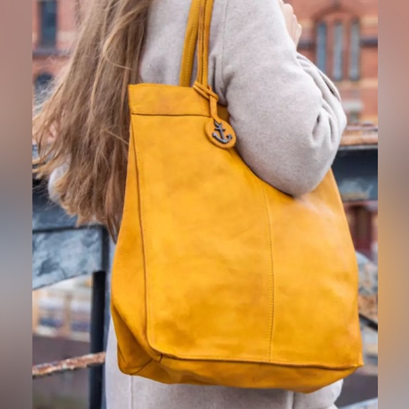 Harbour 2Nd | Bags | Harbour 2nd Frame North South Leather Tote Bag ...